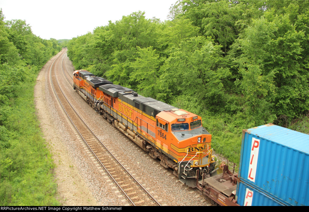BNSF 7664
